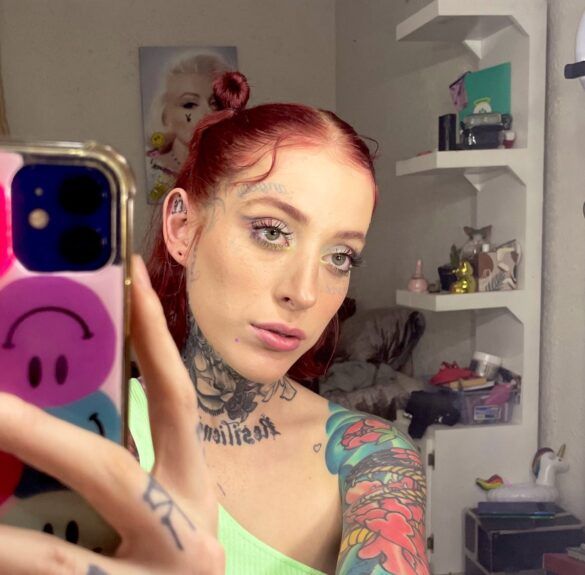 Kelly: la modelo que apareció en video filtrado de Babo